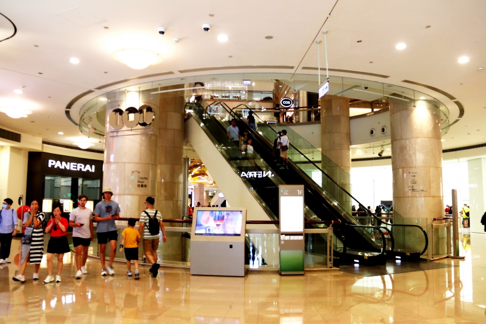 Lên tòa tháp 101 tầng ở Đài Bắc