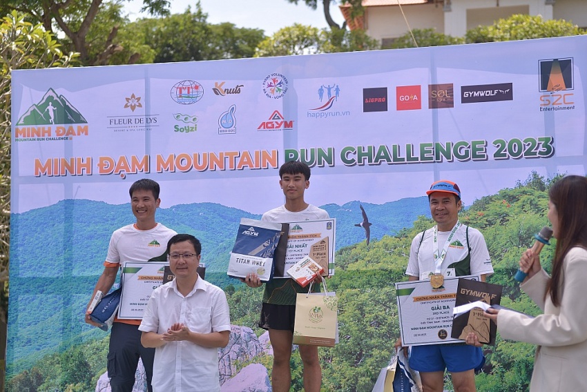 Giải chạy Minh Đạm Mountain Run Challenge 2023: “Chạy trong hơi thở núi ...