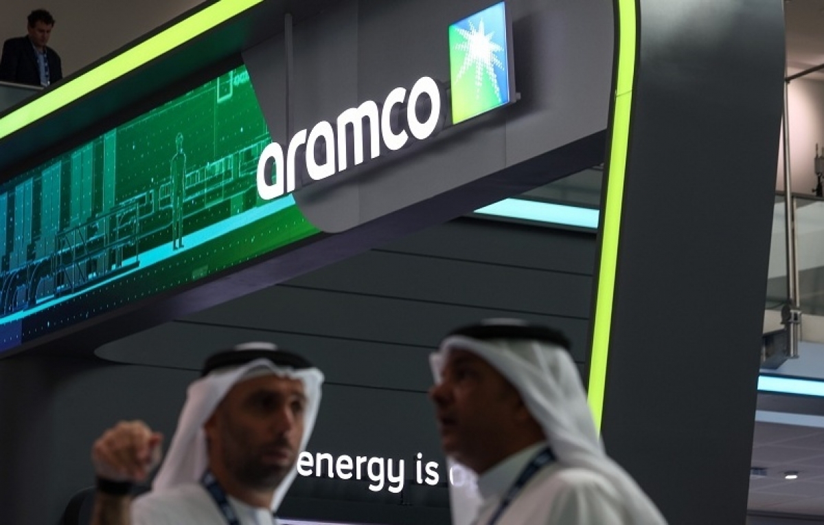 Giá dầu thấp gây áp lực lên lợi nhuận của gã khổng lồ Aramco
