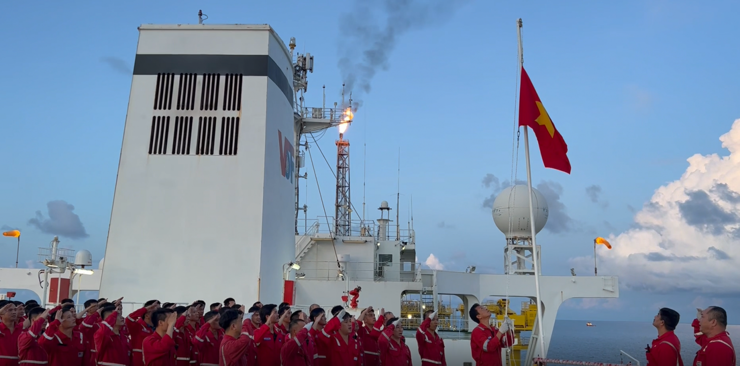 PPS tổ chức Lễ chào cờ mừng ngày Quốc khánh 2/9 trên tàu FPSO Ruby II